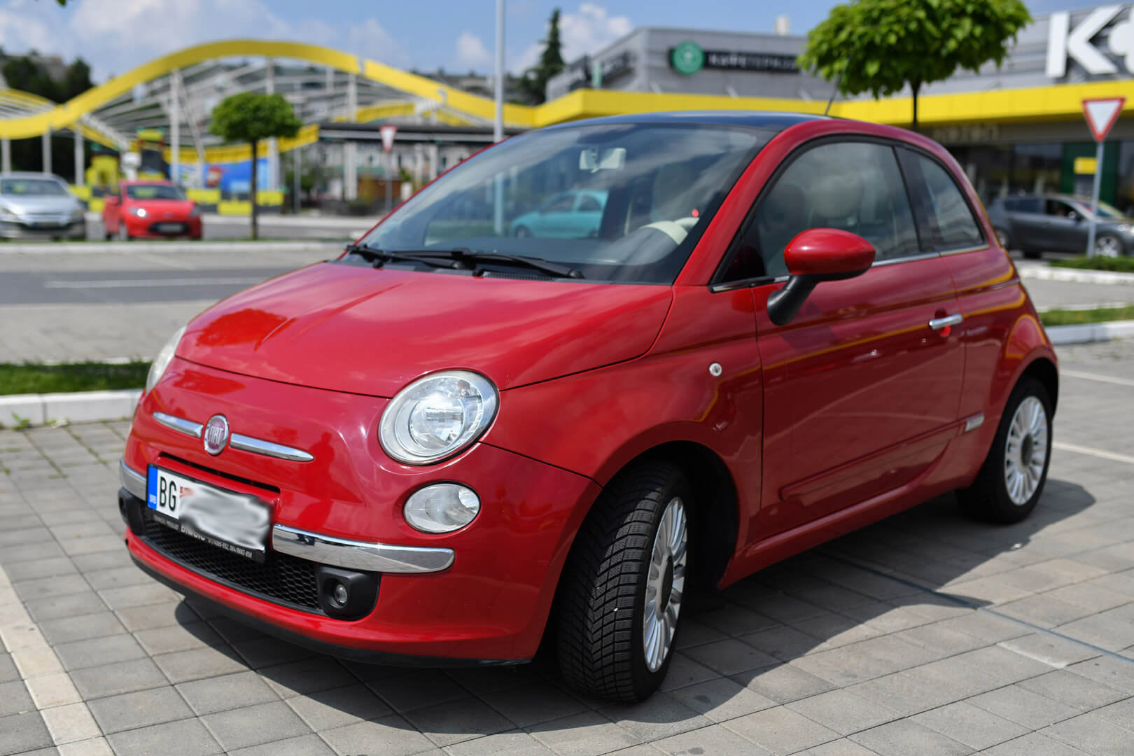 Fiat 500 - Queen Rent a Car